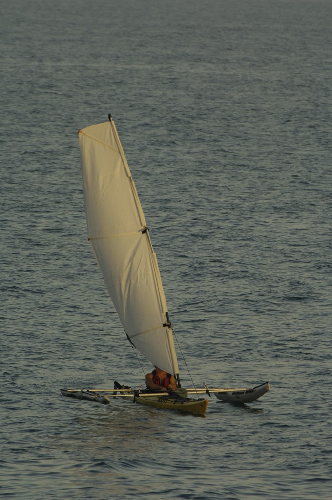 Nomadic Express, Kayak Trimaran Kit (14 ft Mast + Sail) | Nomadic - ERP